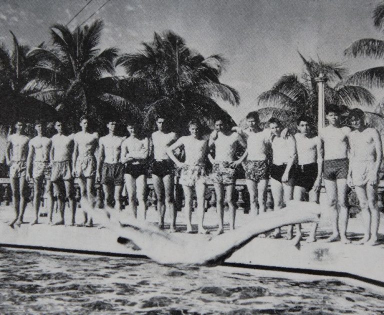 Wes Nott Statue | ArtSWFL.com