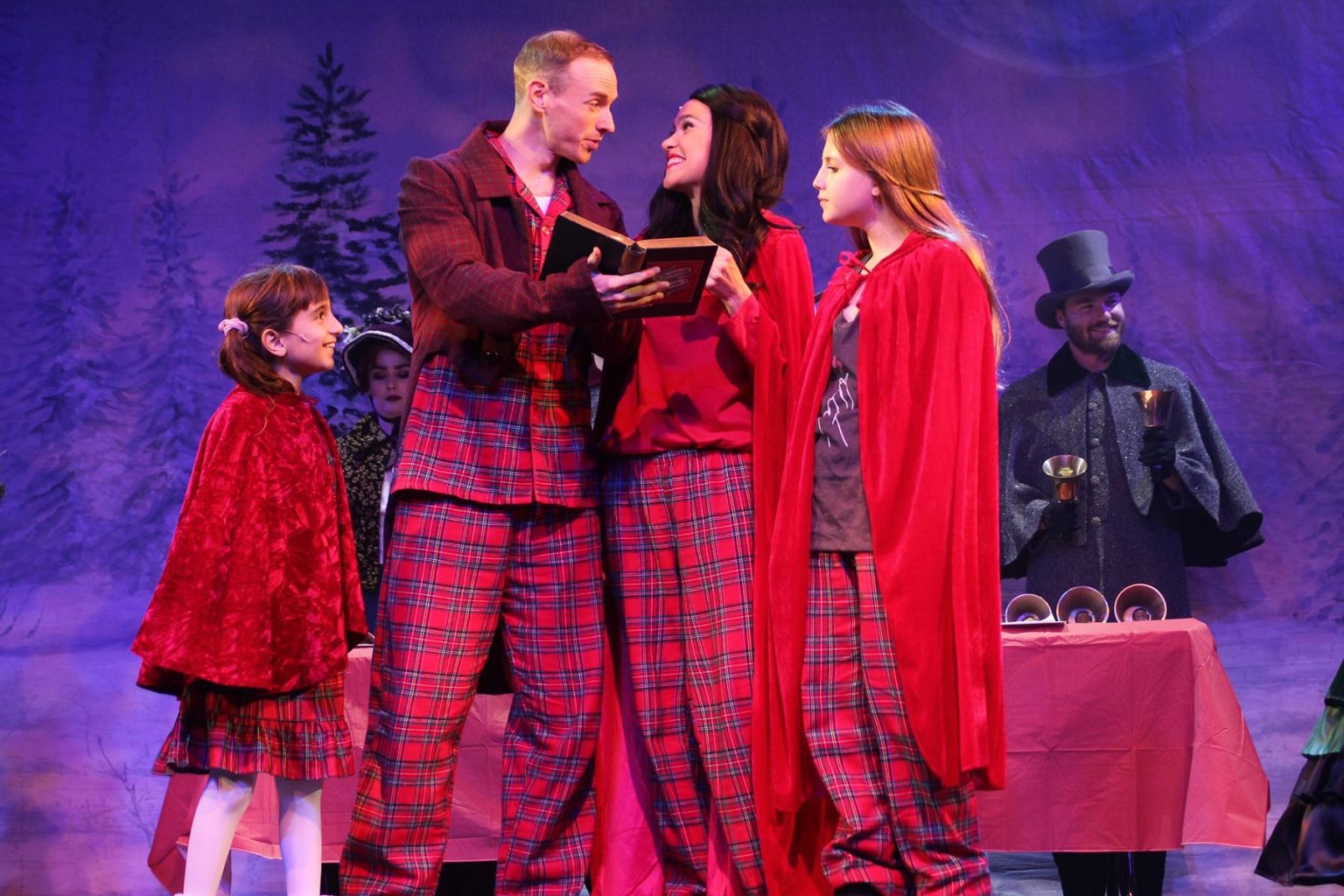 Celebrating Amy Marie McCleary’s ‘Sounds of Christmas’ | ArtSWFL.com