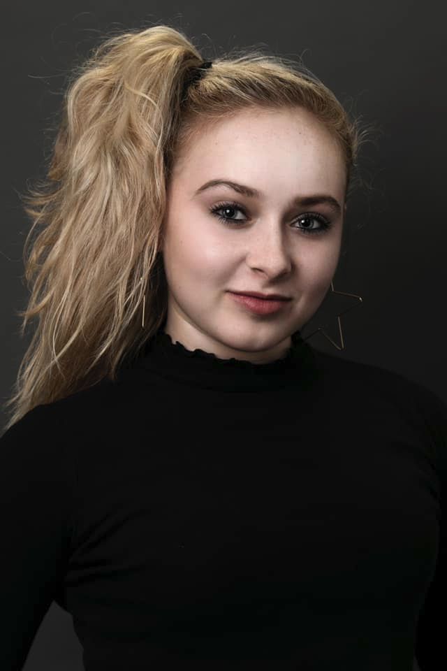 Kinley Gomez goes Valley to portray Dancer in ‘The Eight’ | ArtSWFL.com