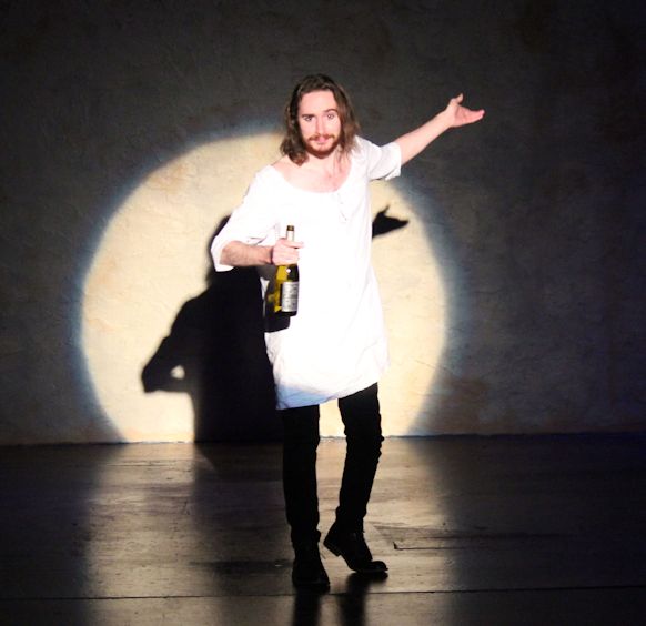 Under Annette Trossbach’s intensive direction, ‘Botticelli in the Fire ...