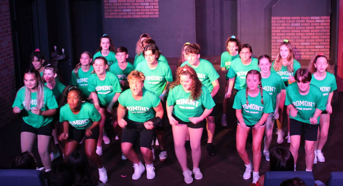 ‘Footloose’ play dates, times and ticket information | ArtSWFL.com