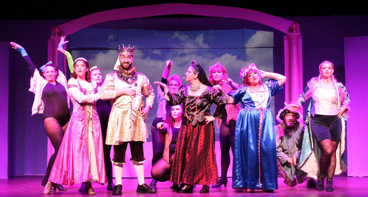 Using Go-Gos songbook, ‘Head over Heels’ musical preaches unconditional ...