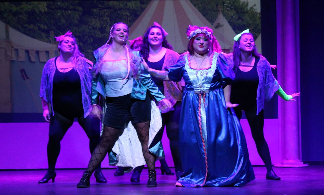 Using Go-Gos songbook, ‘Head over Heels’ musical preaches unconditional ...